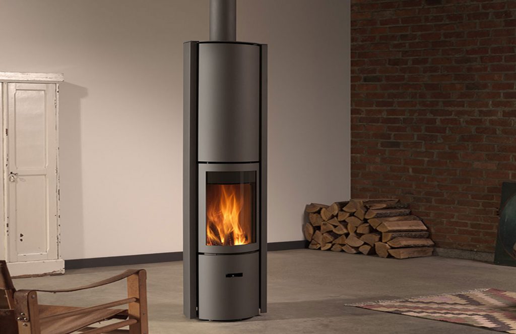 STÛV 30-COMPACT H WITH ACCUMULATOR - Fireplaces